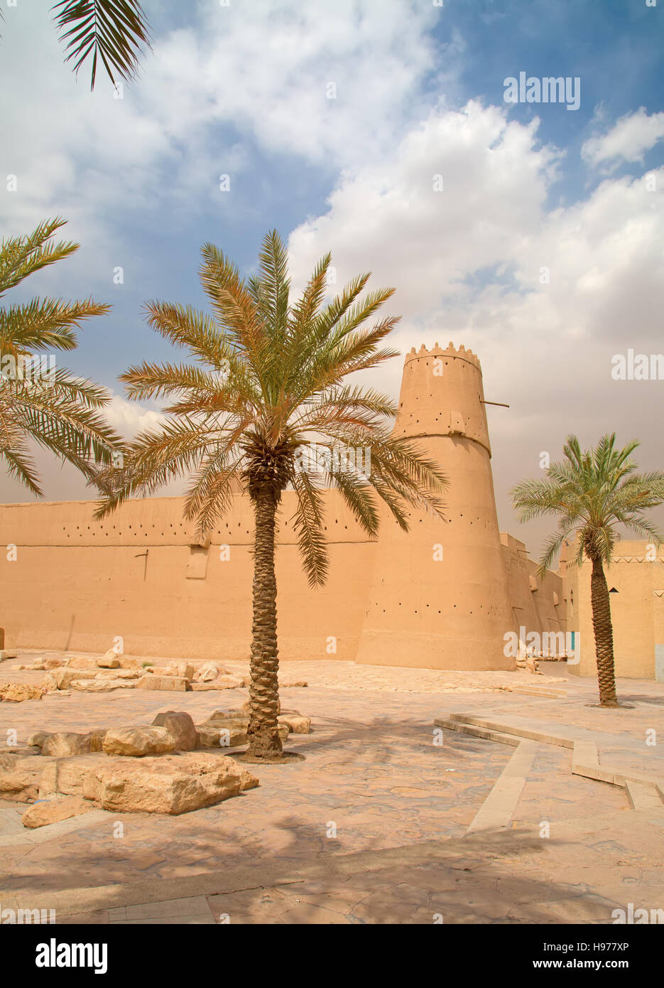 Old Al Masmak fort in the Ar Riyadh, Kingdom of Saudi Arabia Stock ...