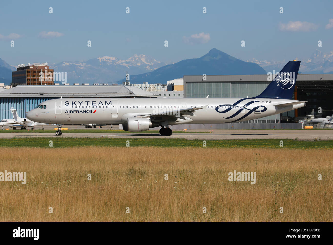 Airbus a31 hi-res stock photography and images - Alamy