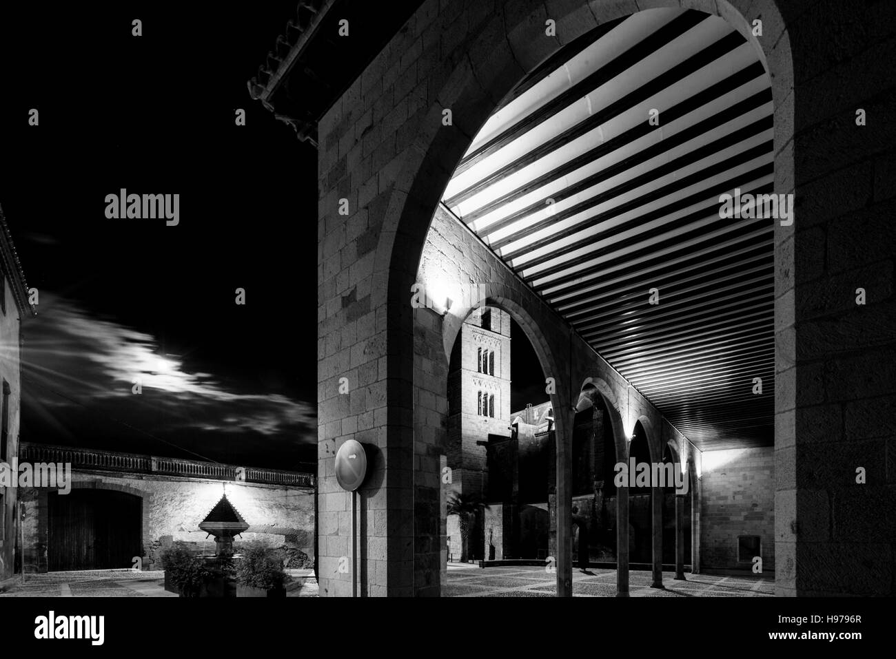 European landmark photography Black and White Stock Photos & Images - Alamy