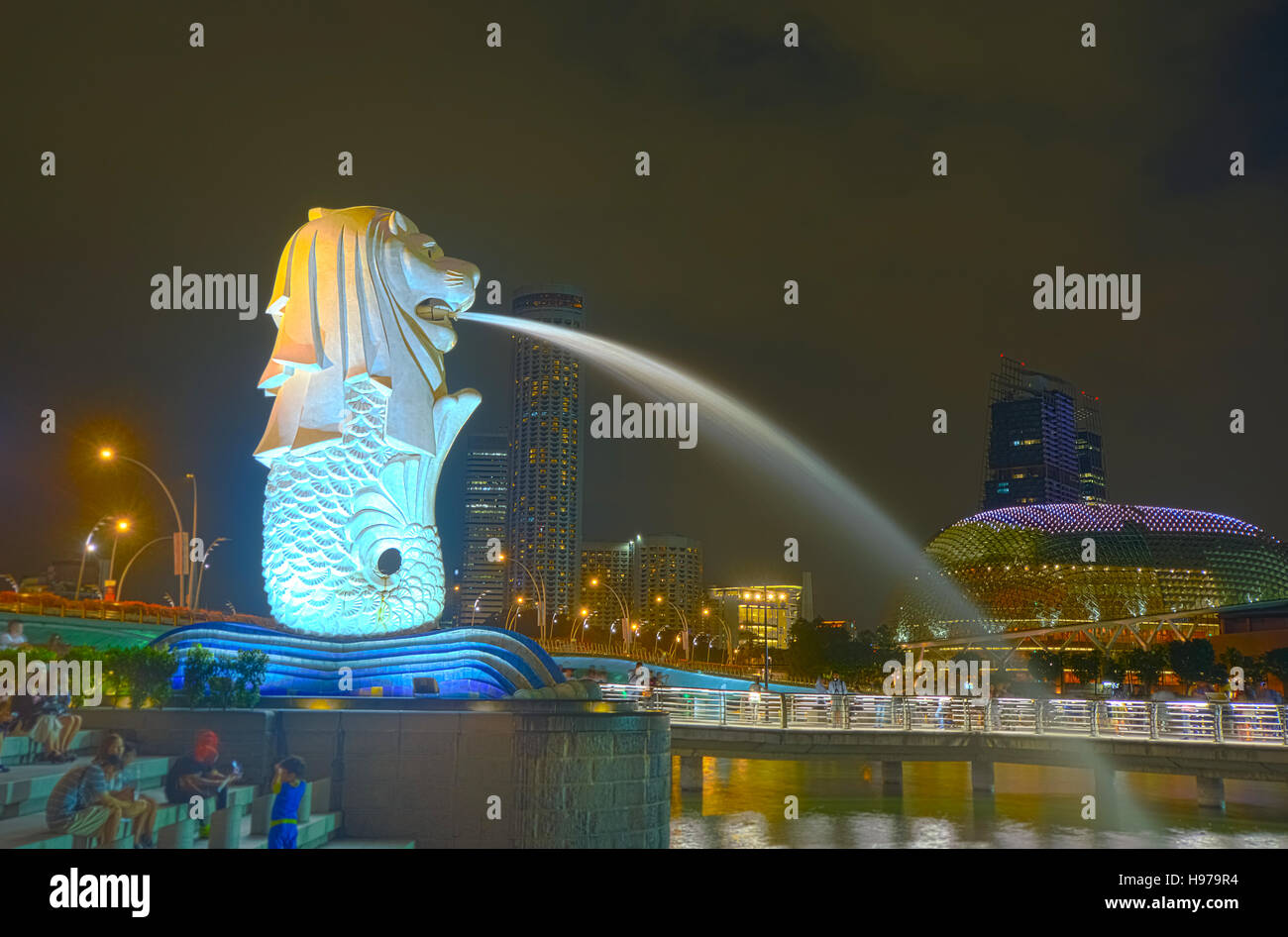 HDR photography of Merlion statue, Singapore Stock Photo - Alamy