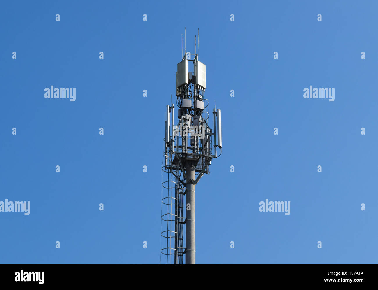 Telecommunication transponders hi-res stock photography and images - Alamy