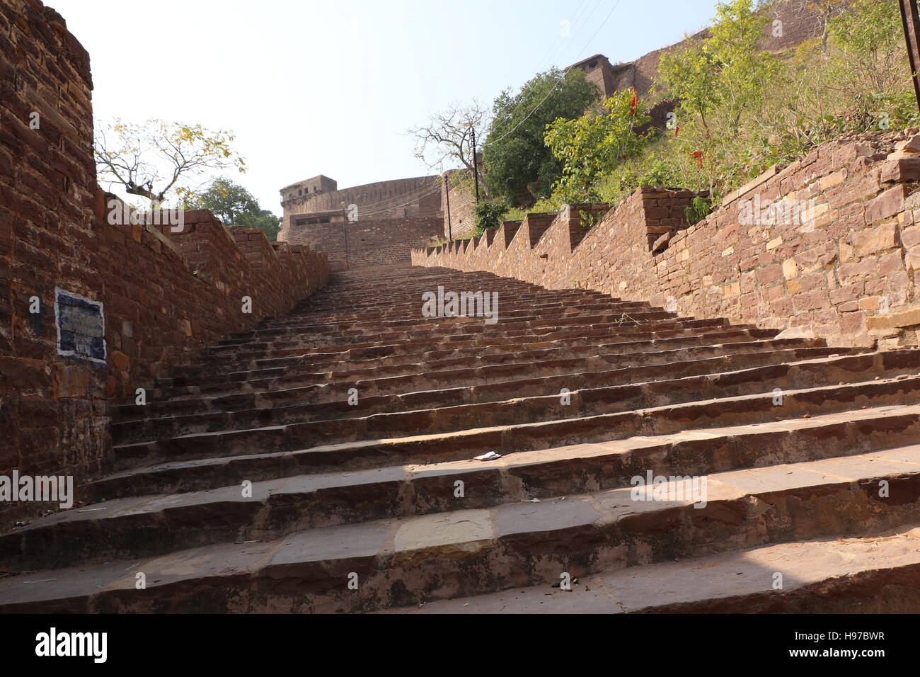 Entrance of thousand years old Narwar Fort Stock Photo - Alamy