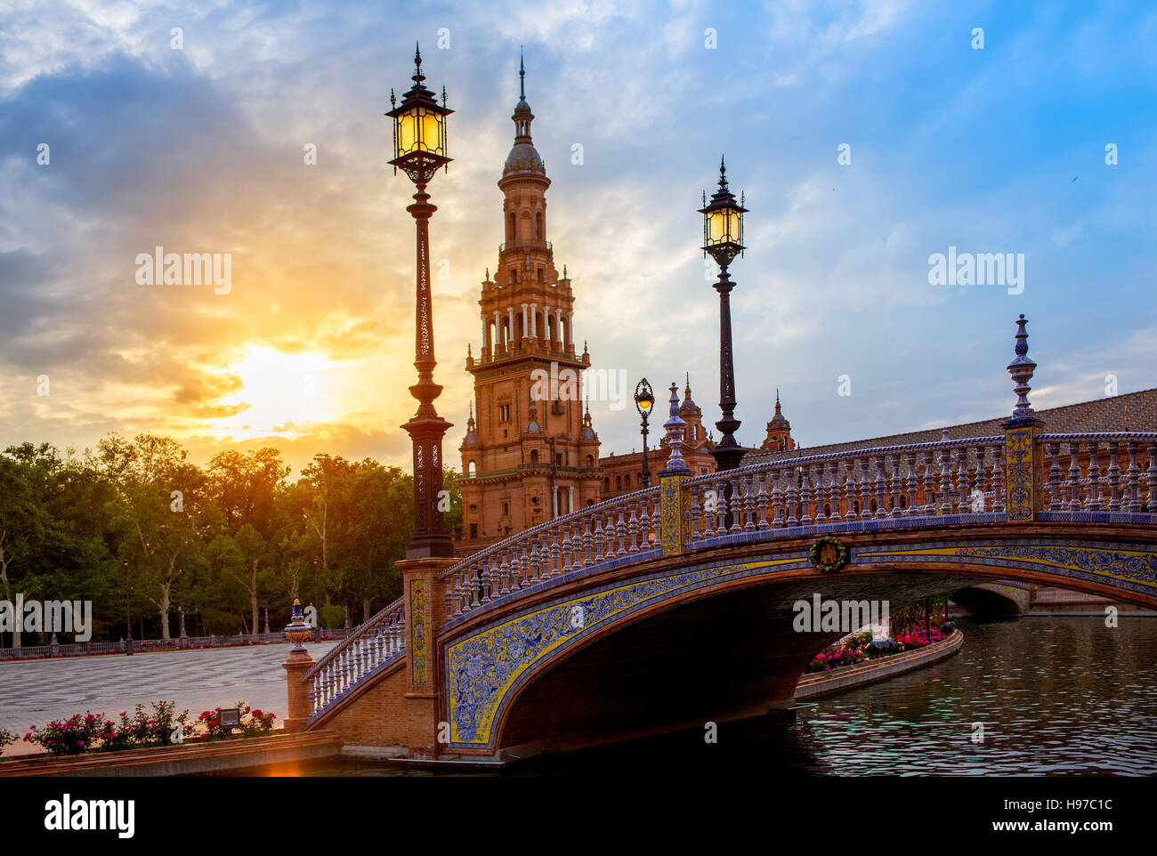 The plaza de espana at sunset hi-res stock photography and images - Alamy