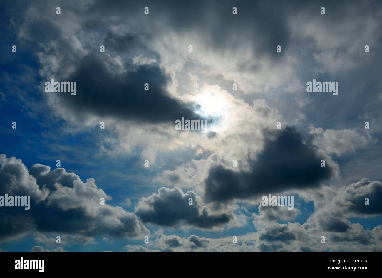 Dramatic blue sky with gray clouds background Stock Photo - Alamy