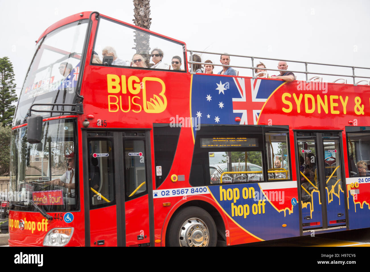 Sydney explorer bus hi-res stock photography and images - Alamy