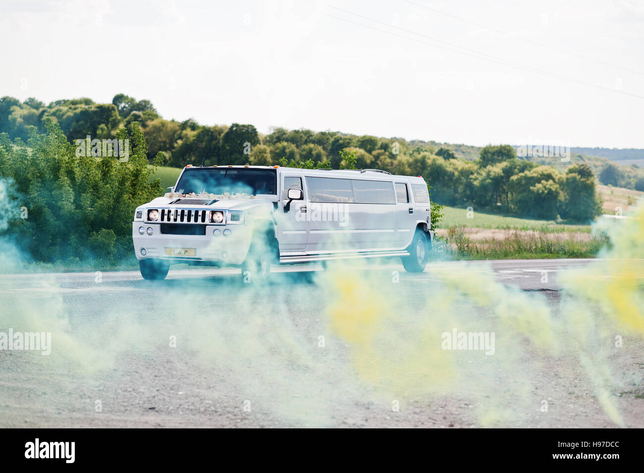 Kyiv, Ukraine - August 31: Elegance white wedding limousine Hummer H2 ...