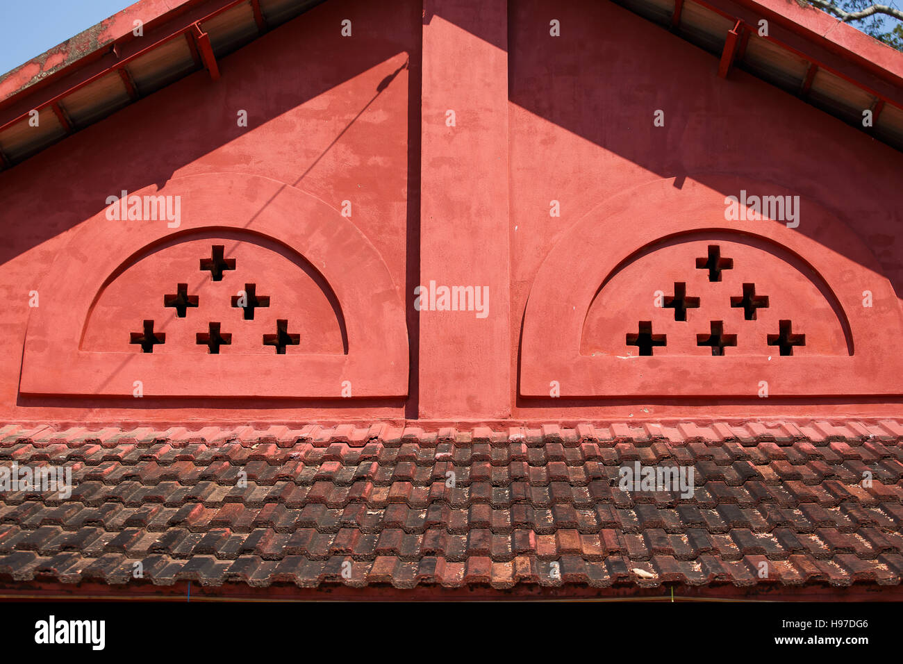 Old red brick gabled roof Stock Photo - Alamy