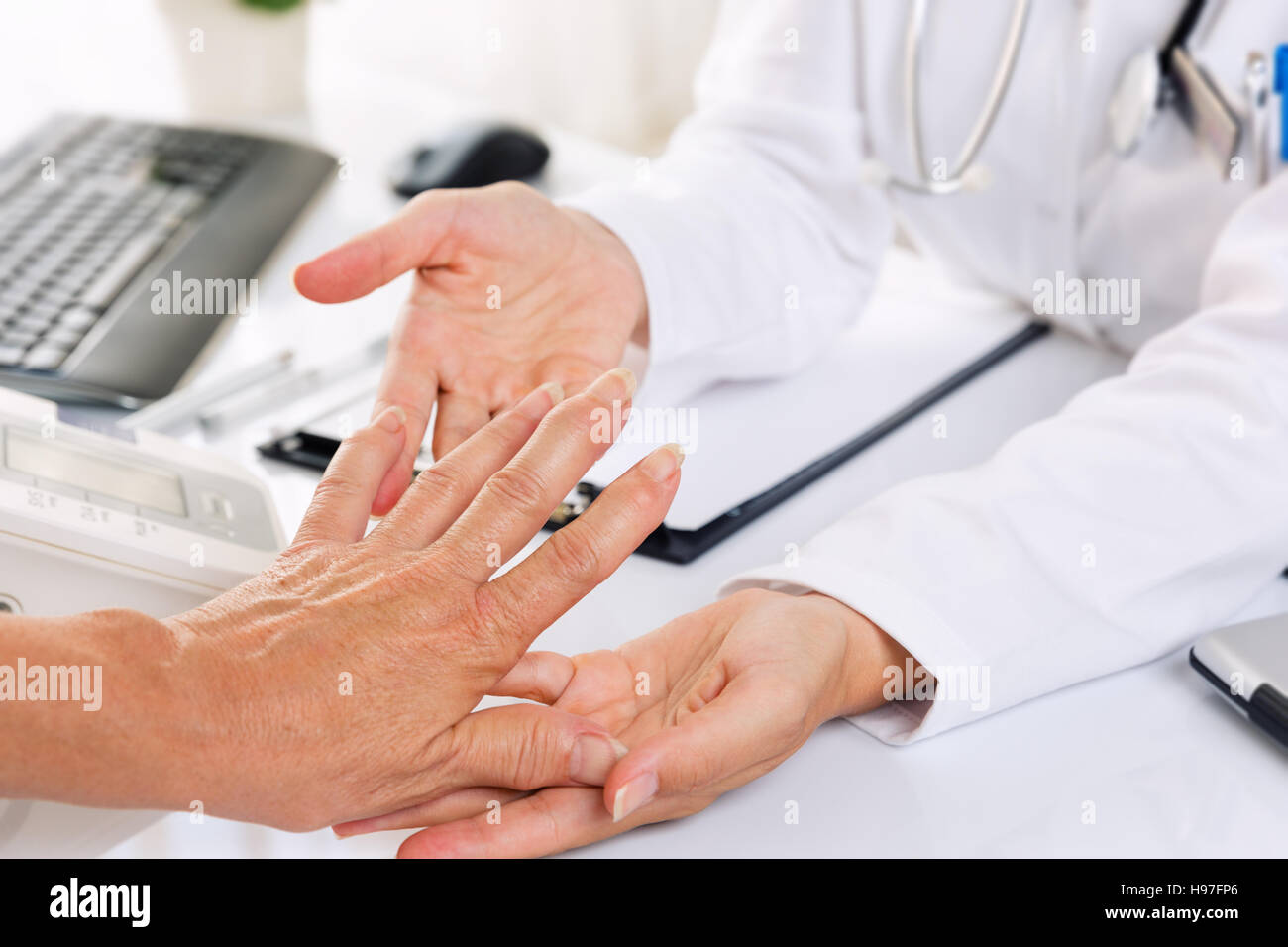 Poly trauma hi-res stock photography and images - Alamy