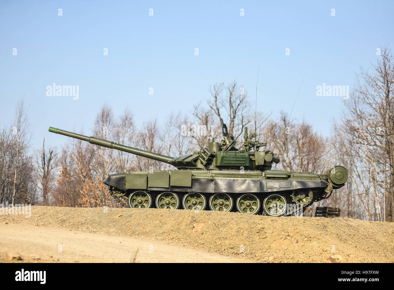 Russian tank T-72 Stock Photo - Alamy