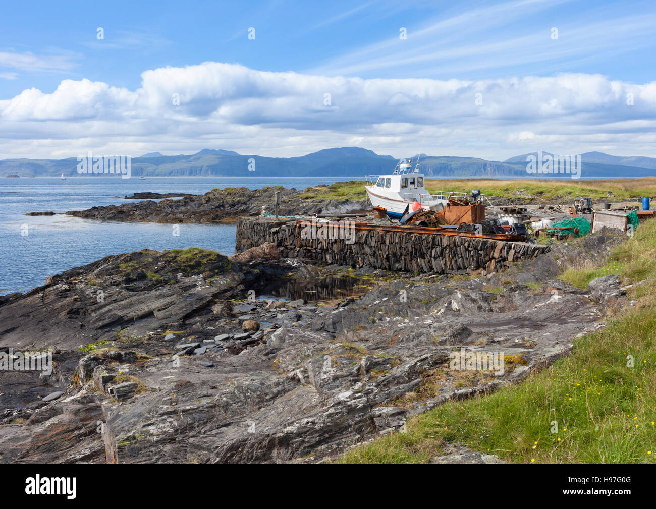 Luing boat hi-res stock photography and images - Alamy
