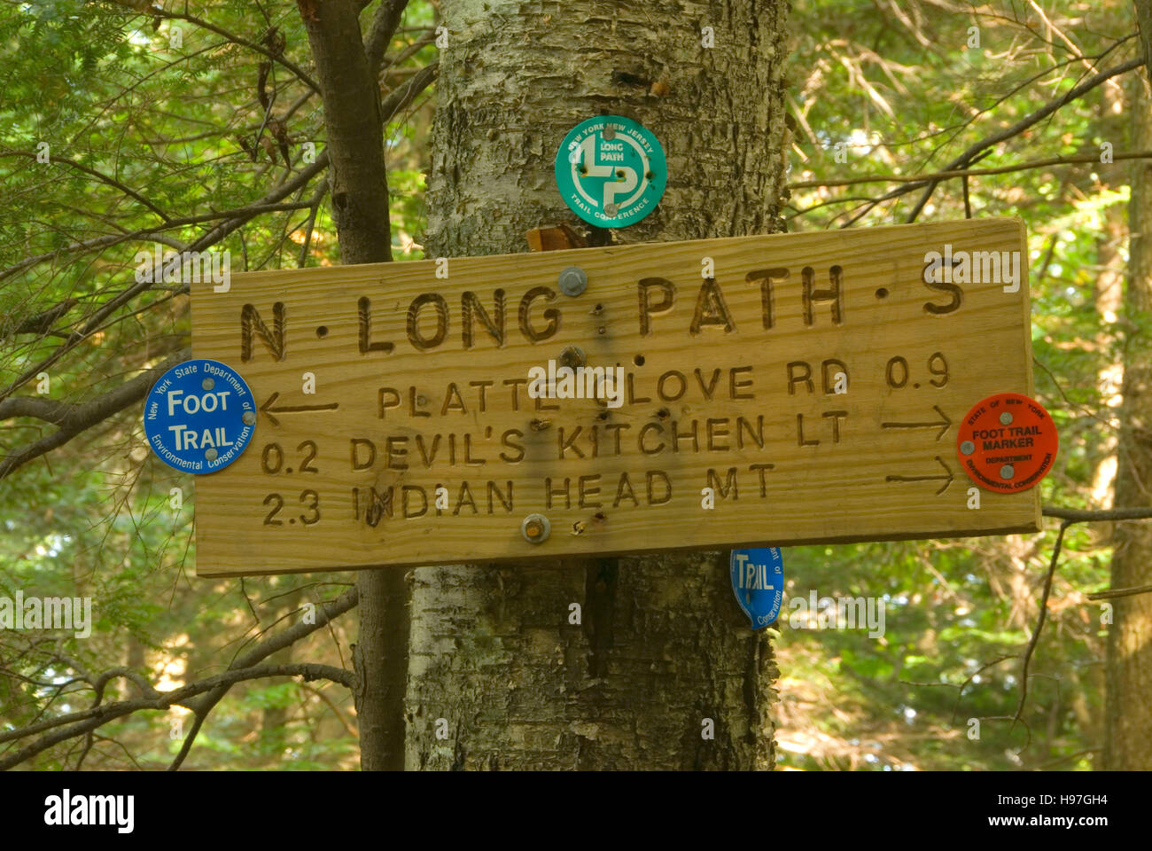 Long Path trail sign, Platte Cove Preserve, Catskill Park, New York ...