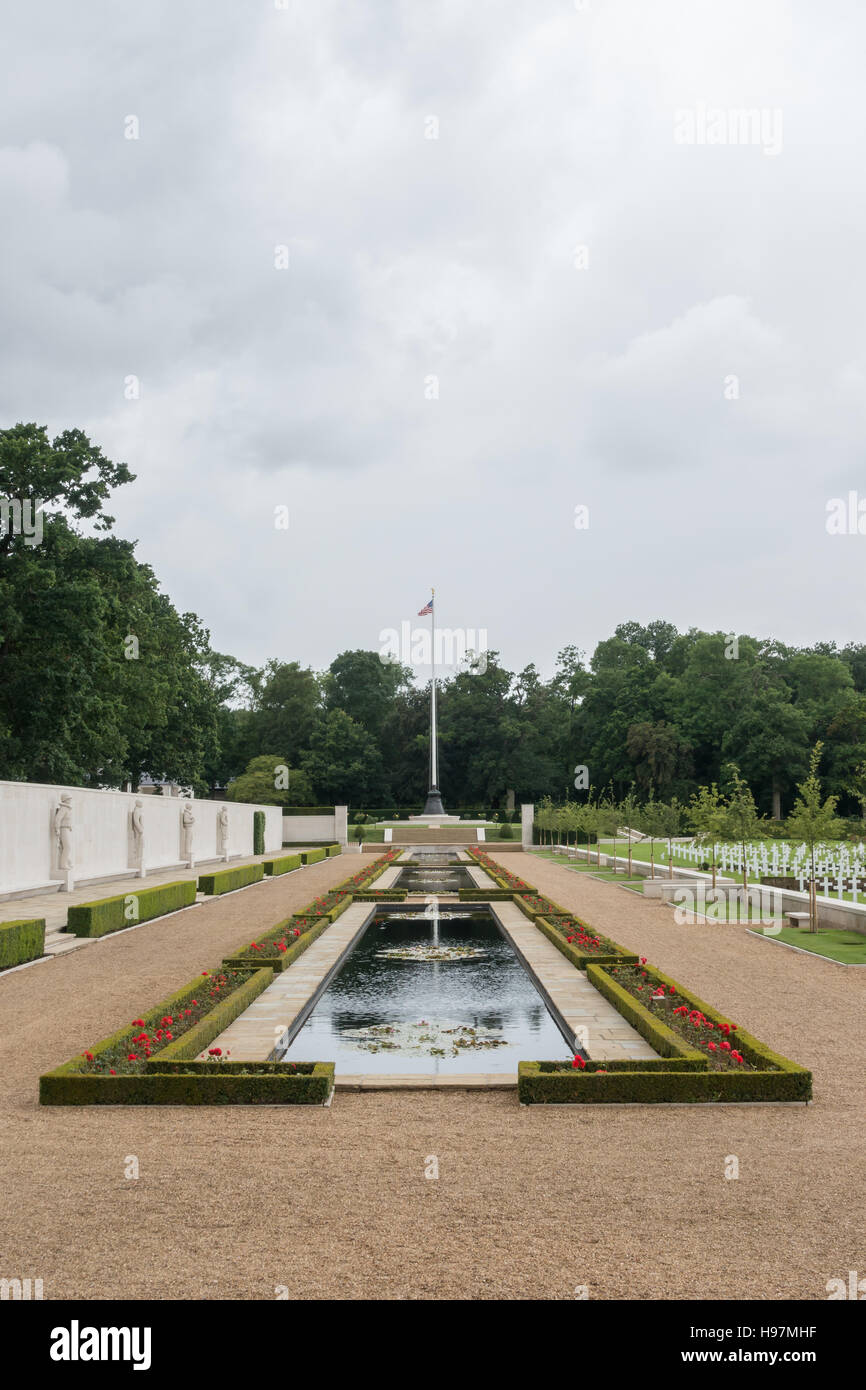 Reflecting pool at the Cambridge American Cemetery near Cambridge ...