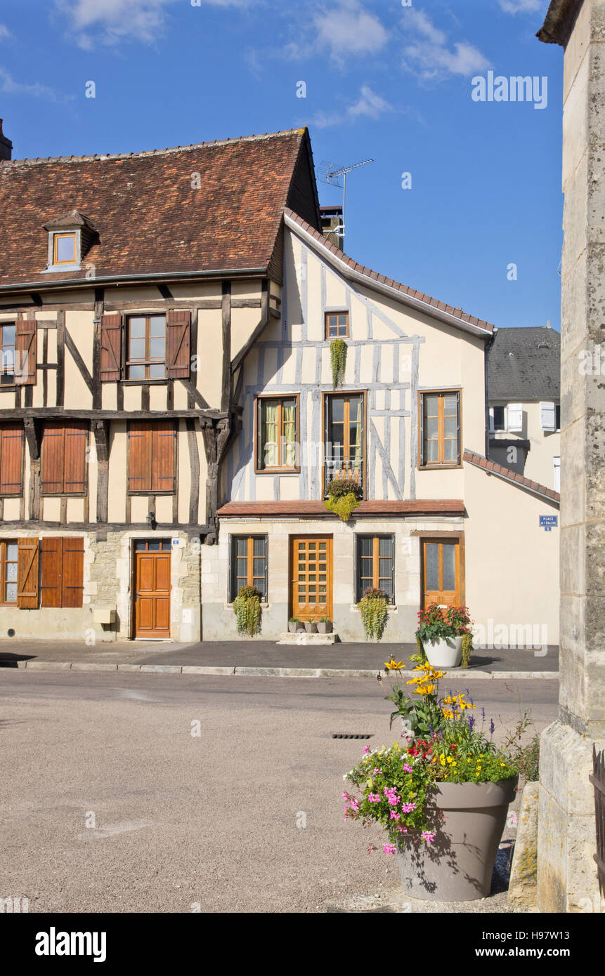 Chaource old houses Stock Photo - Alamy