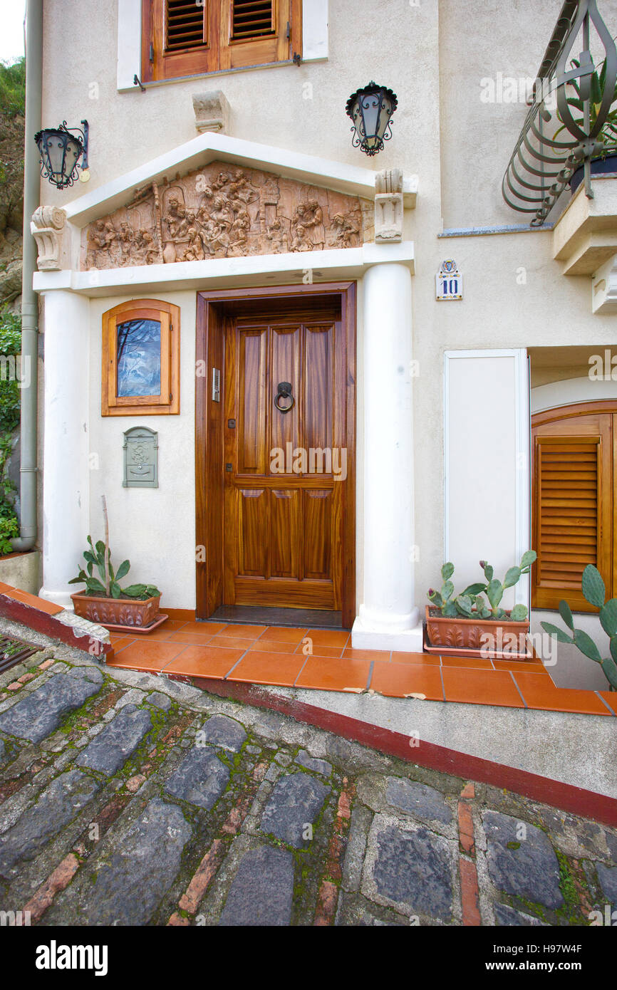Historical centre of Savoca, Messina, Sicily Stock Photo - Alamy