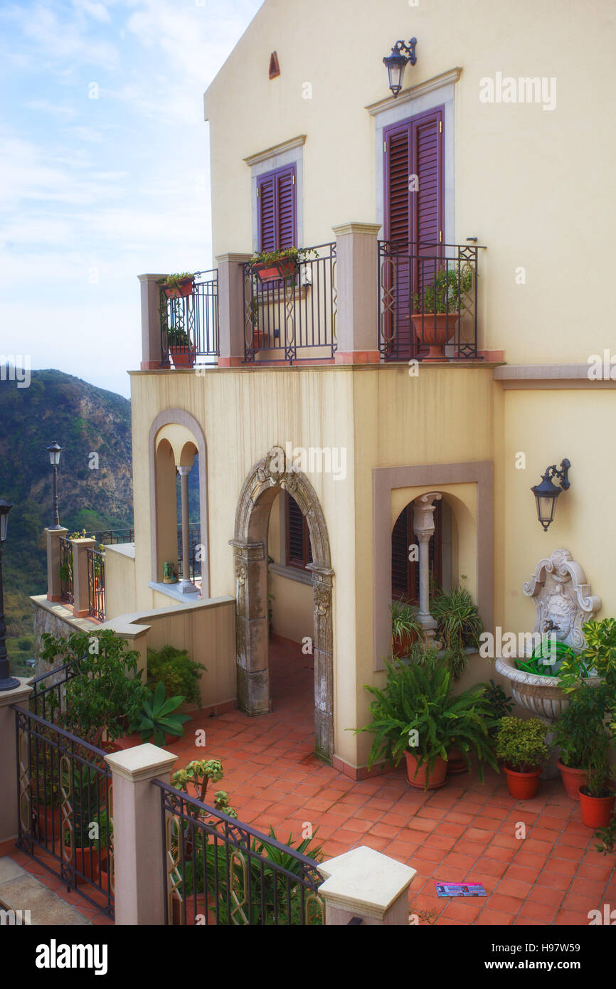 Historical centre of Savoca, Messina, Sicily Stock Photo - Alamy