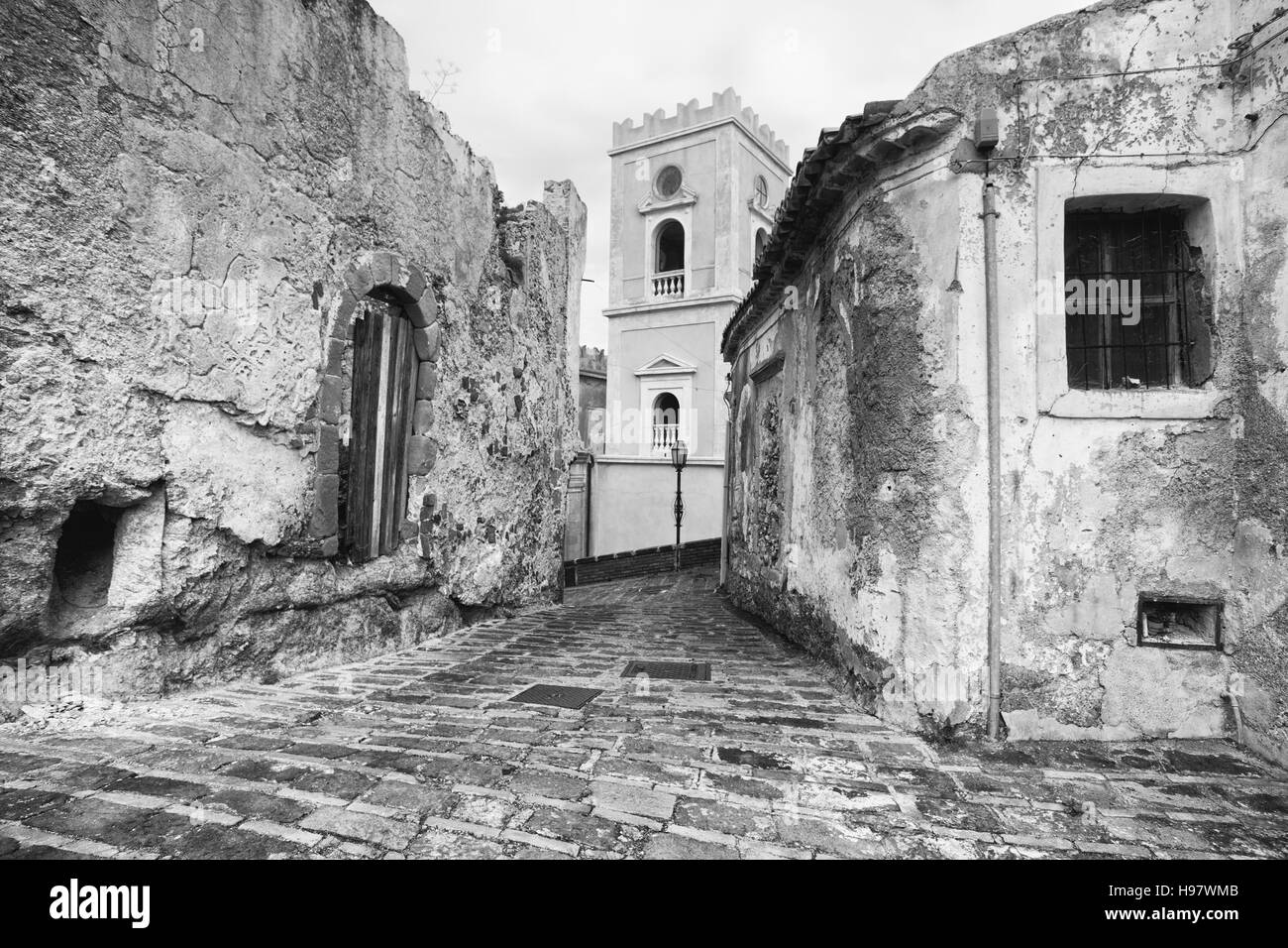 Historical centre of Savoca, Messina, Sicily Stock Photo - Alamy