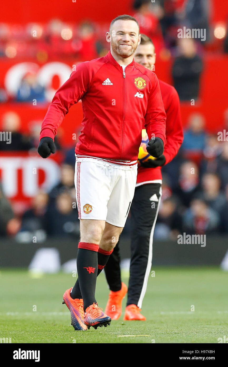 Manchester United's Wayne Rooney during the warm up before the Premier ...