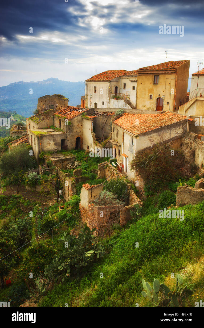 Historical centre of Savoca, Messina, Sicily Stock Photo - Alamy
