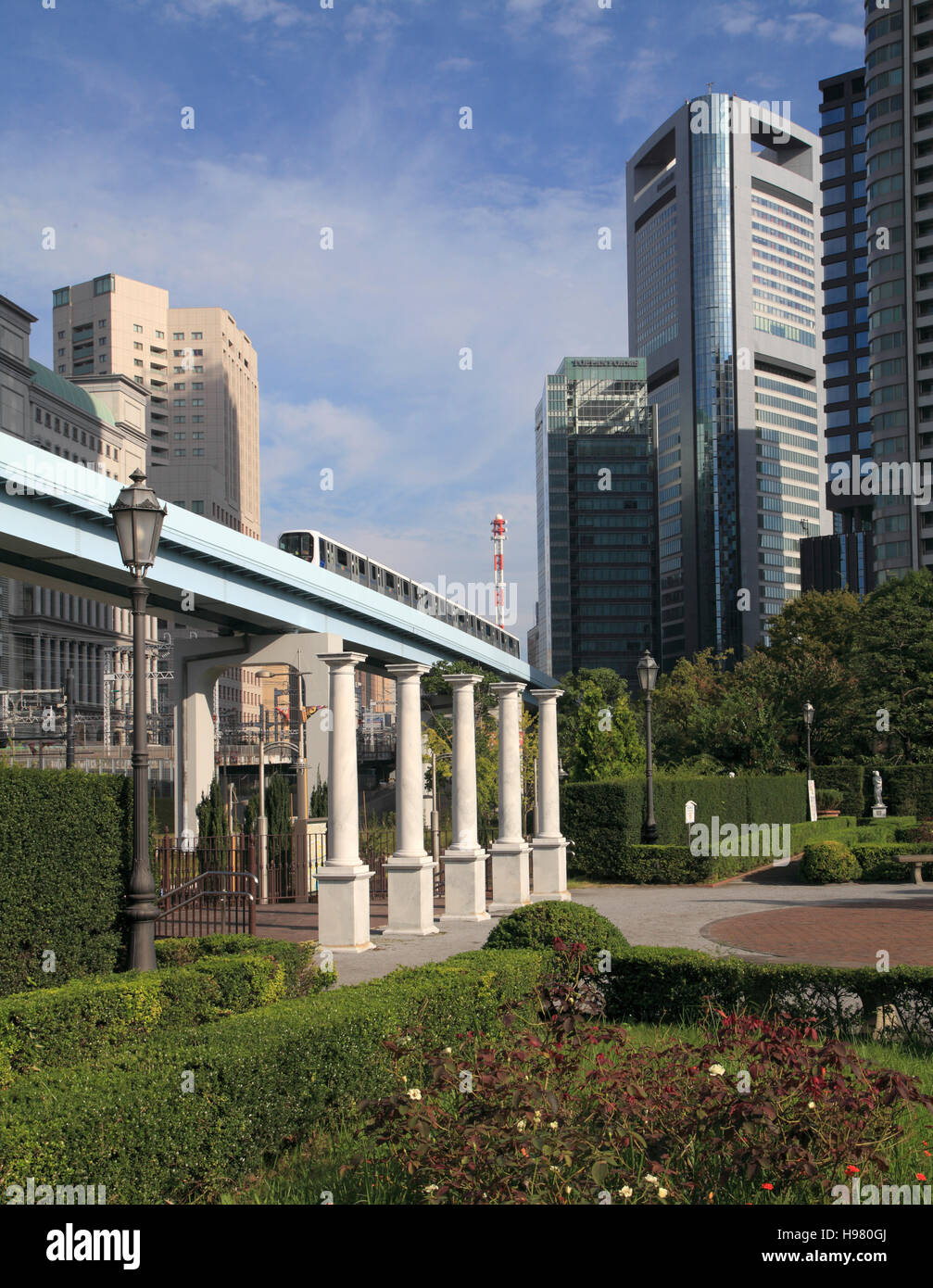 Tokyo shiodome hi-res stock photography and images - Alamy
