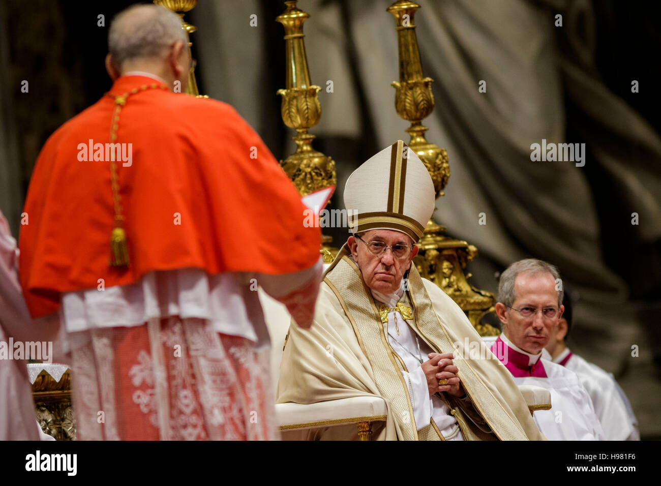 Vatican City, Vatican. 19th Nov, 2016. Pope Francis elevated 17 Roman ...