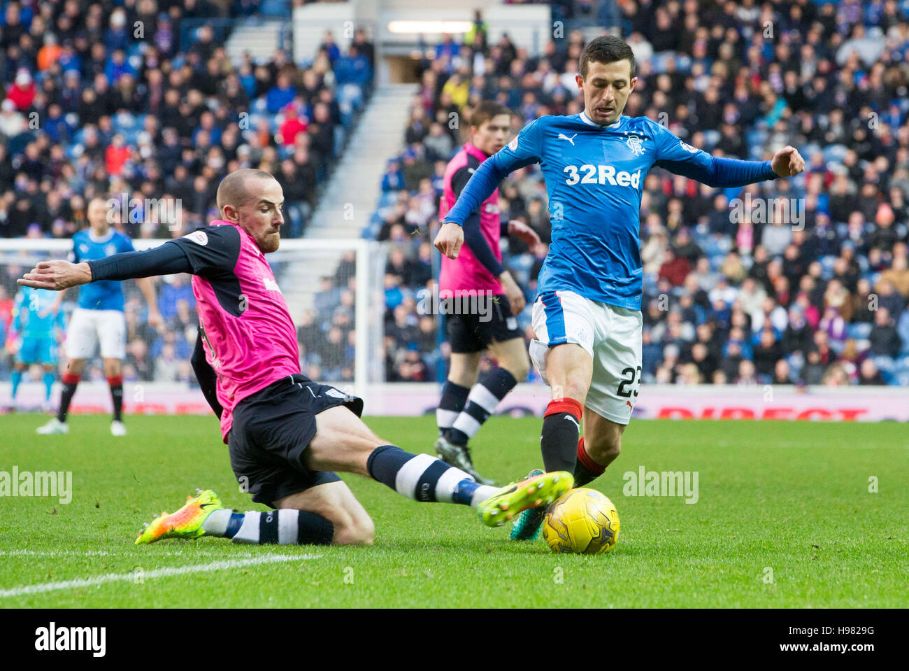 Dundee James Vincent (left) Rangers Jason Holt (right) during the ...