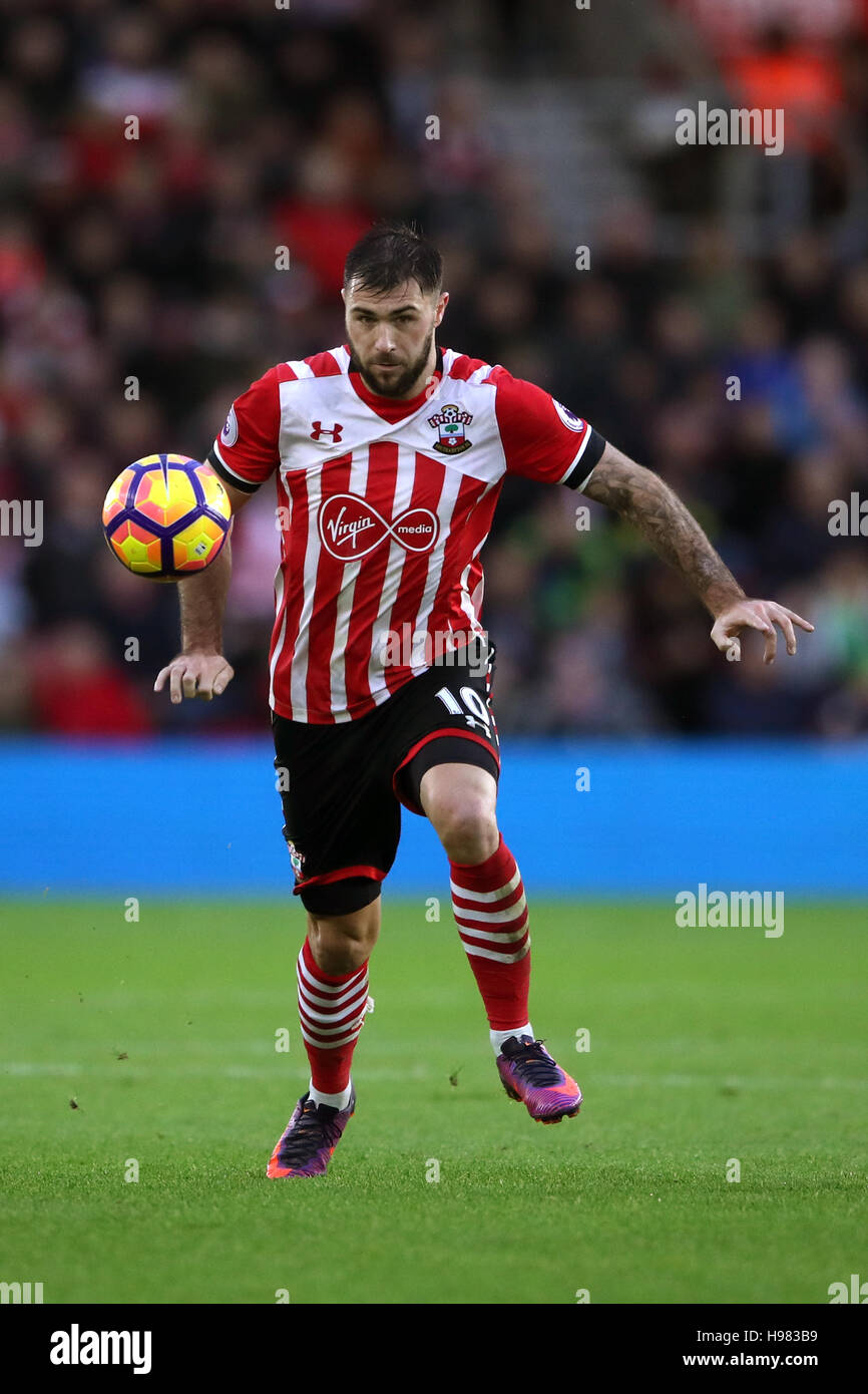 Southampton's Charlie Austin during the Premier League match at St Mary ...
