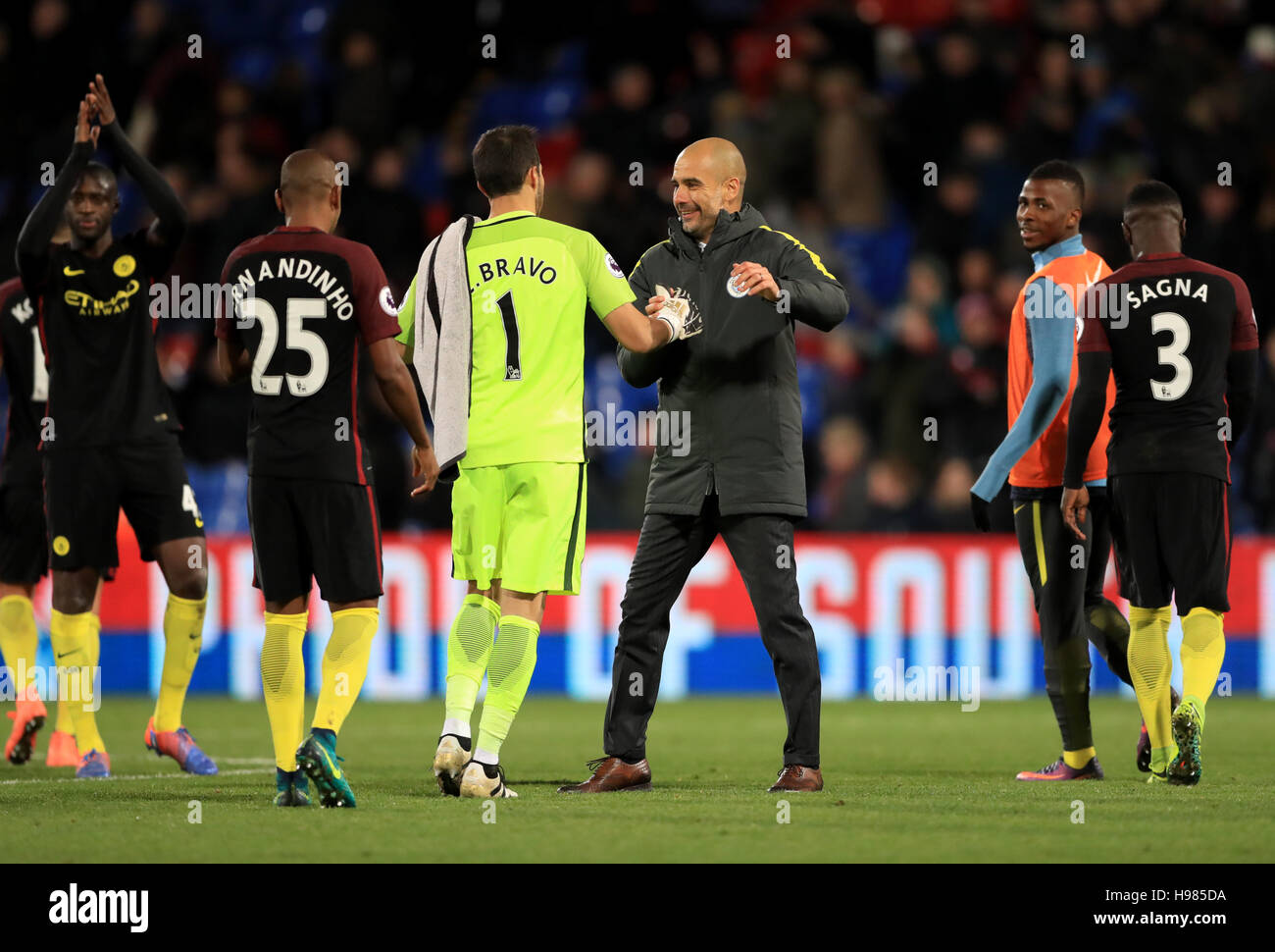 Manchester City goalkeeper Claudio Bravo and Manchester City manager ...
