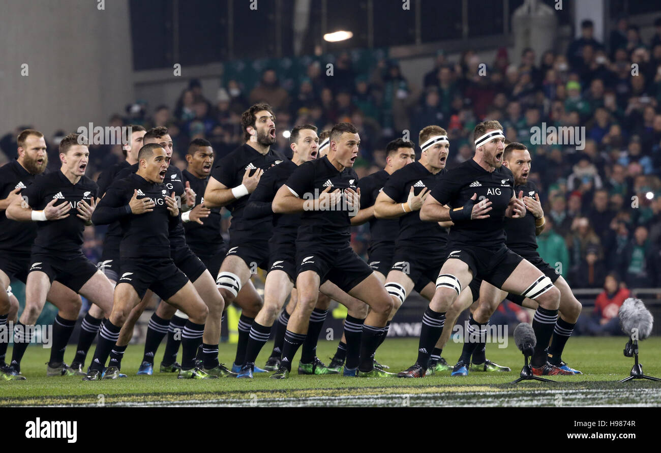 New zealand haka aviva hi-res stock photography and images - Alamy