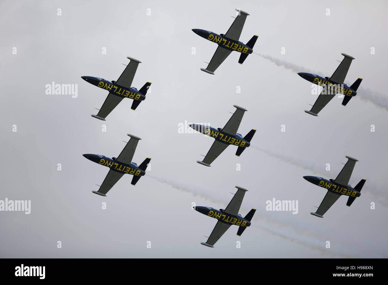 Breitling Jet Team flying in the Calysto formation Stock Photo - Alamy