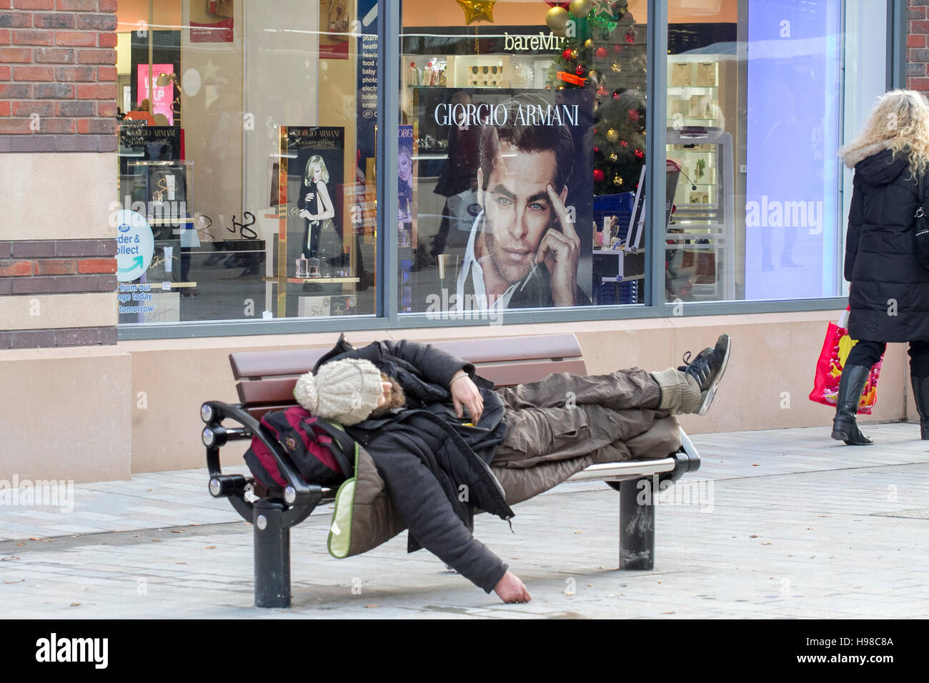 homeless homelessness sleeping rough beg beggar begging hungry cold ...