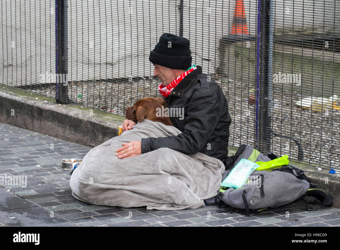 homeless homelessness sleeping rough beg beggar begging hungry cold ...