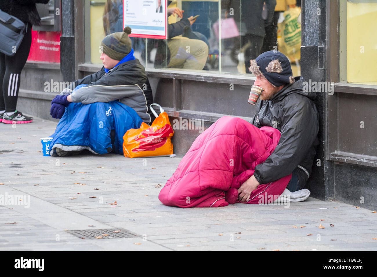 homeless homelessness sleeping rough beg beggar begging hungry cold ...