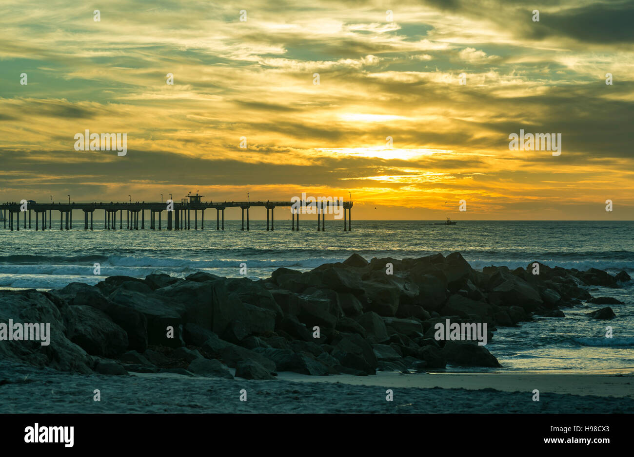 Southern ocean sunset hi-res stock photography and images - Alamy