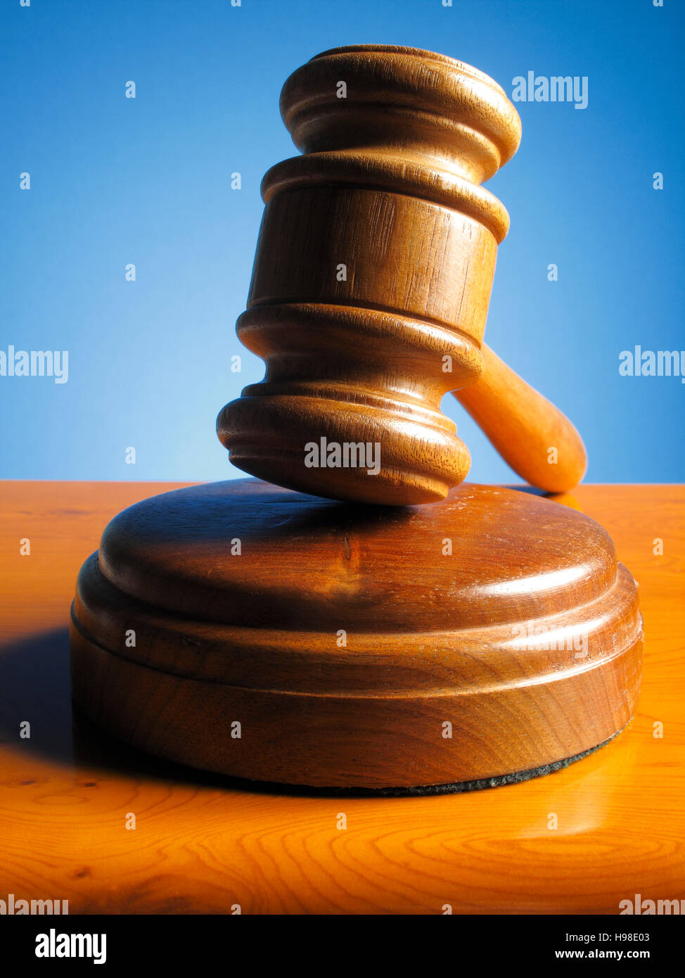 Gavels hi-res stock photography and images - Alamy