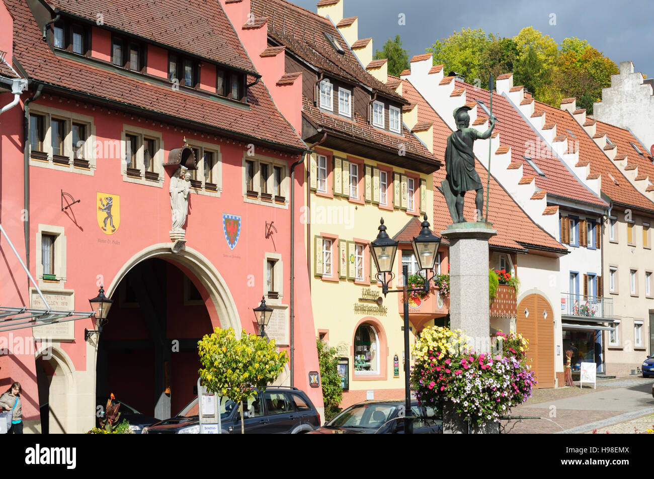 Milan gate hi-res stock photography and images - Alamy