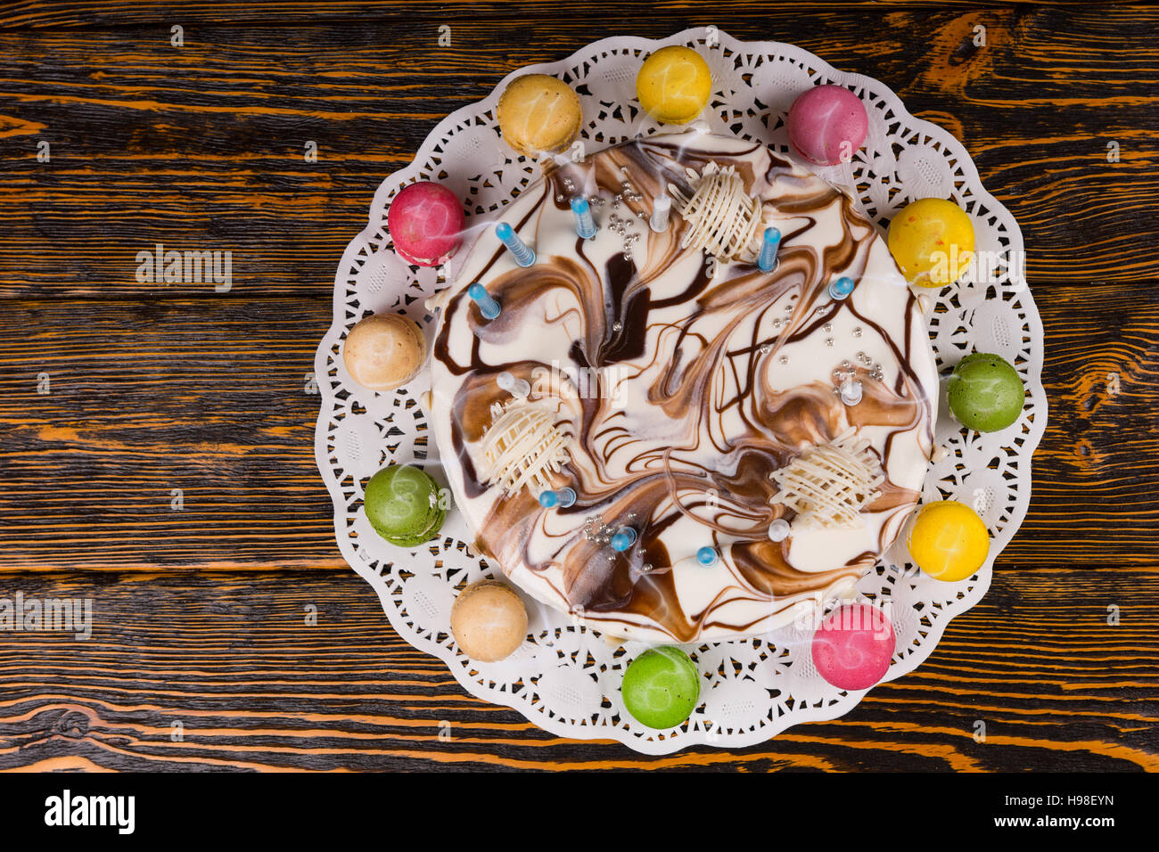 Birthday cake with lots of candles hi-res stock photography and images ...