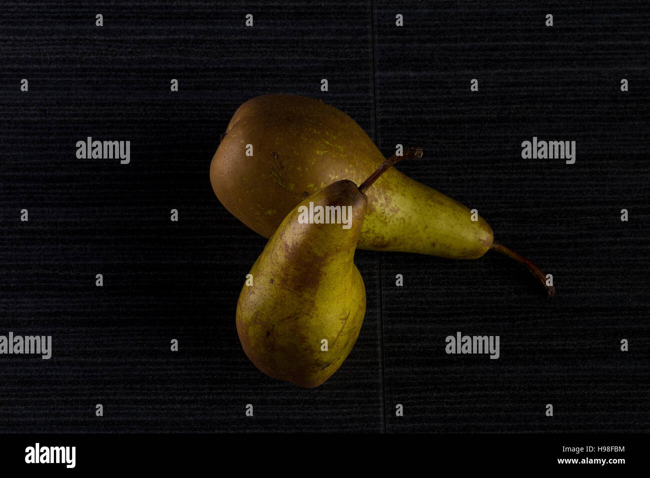 Pears fruit pear home grown hi-res stock photography and images - Alamy