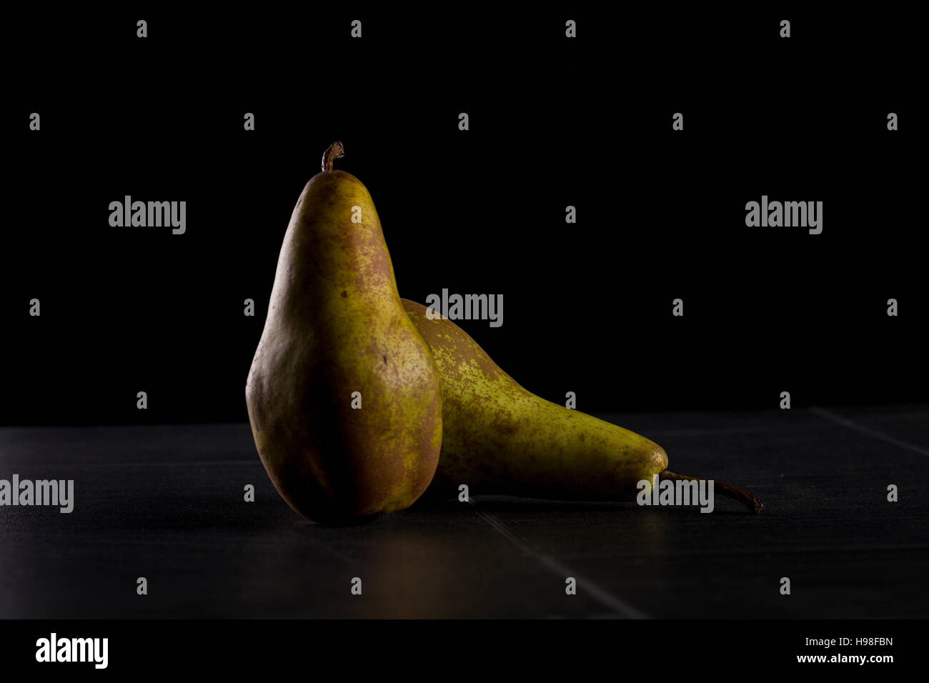 Pears fruit pear home grown hi-res stock photography and images - Alamy