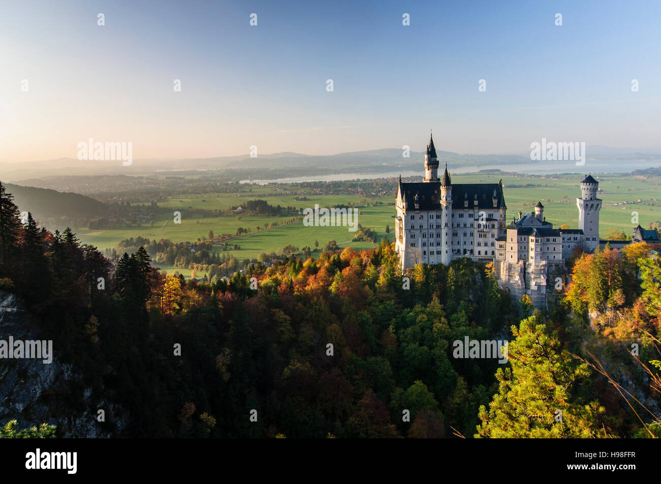 Neuschwanstein castle lake forggensee lake hi-res stock photography and ...