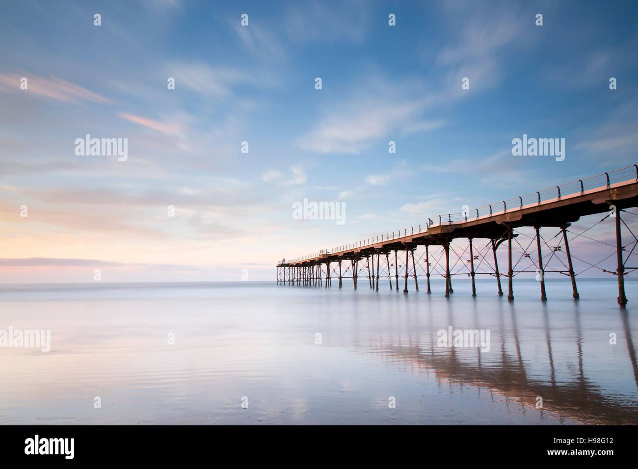 Summer Sunset at Saltburn Pier, Saltburn Beach, Cleveland Stock Photo ...