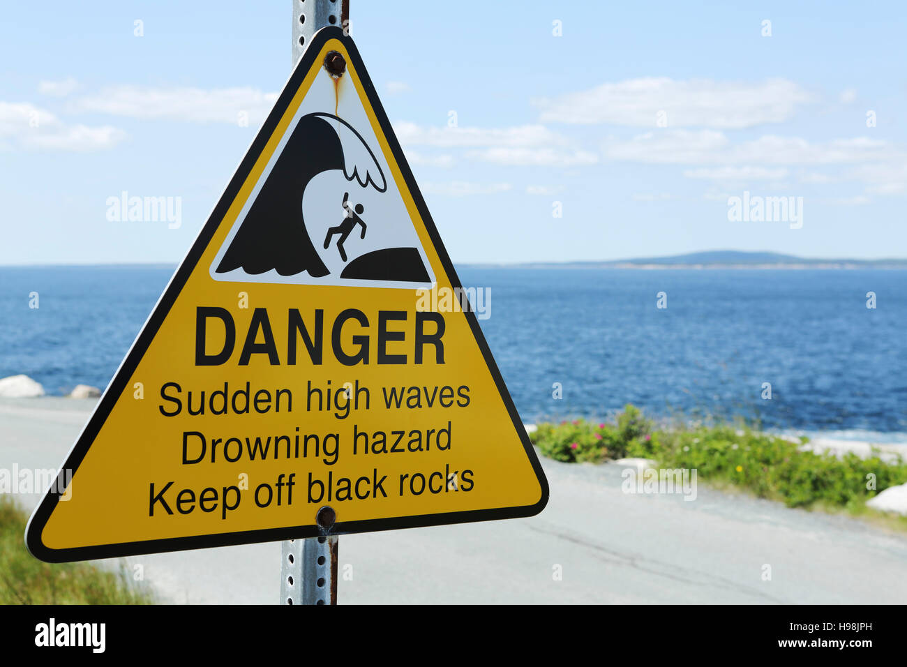 Wave waves sign warning hi-res stock photography and images - Alamy