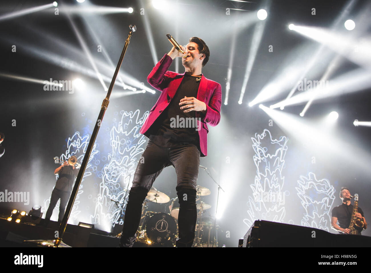 London, UK. 19th November, 2016. Brendon Urie, Dallon Weekes, Kenneth ...
