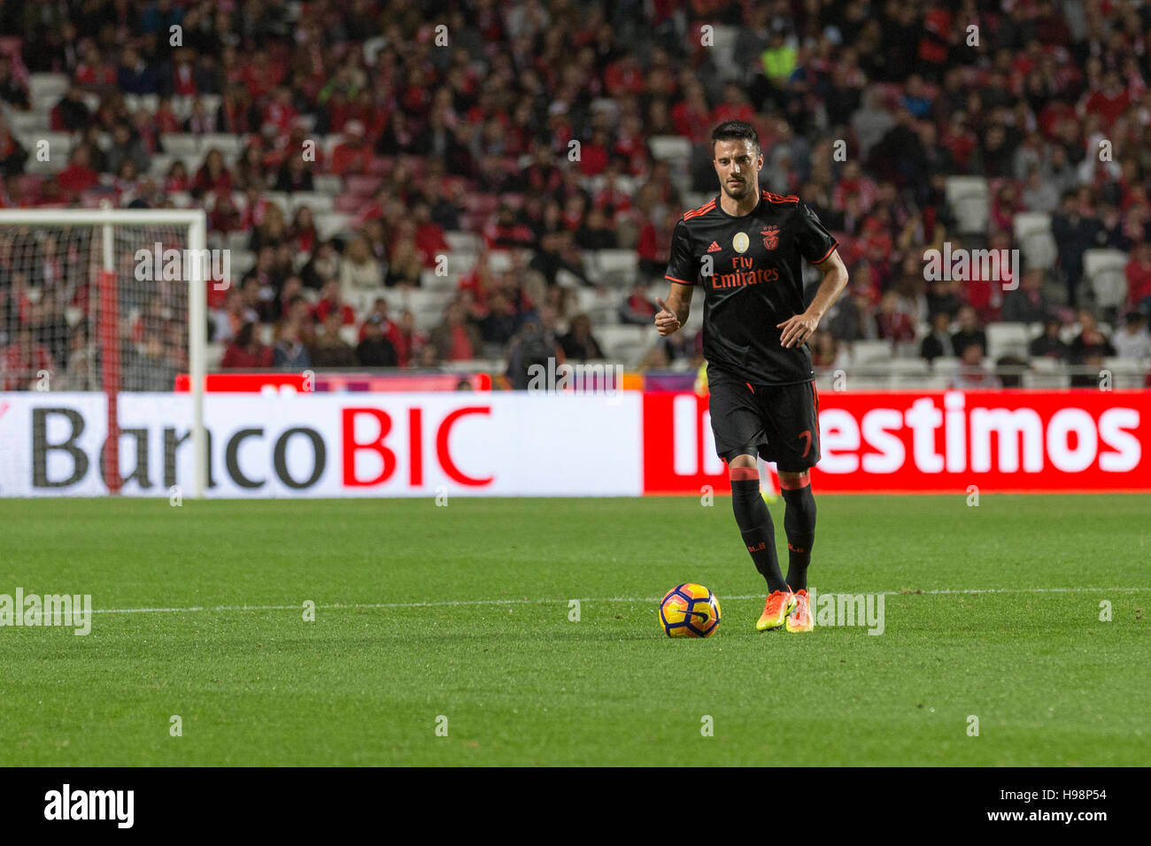 Sl benfica andreas samaris hi-res stock photography and images - Alamy