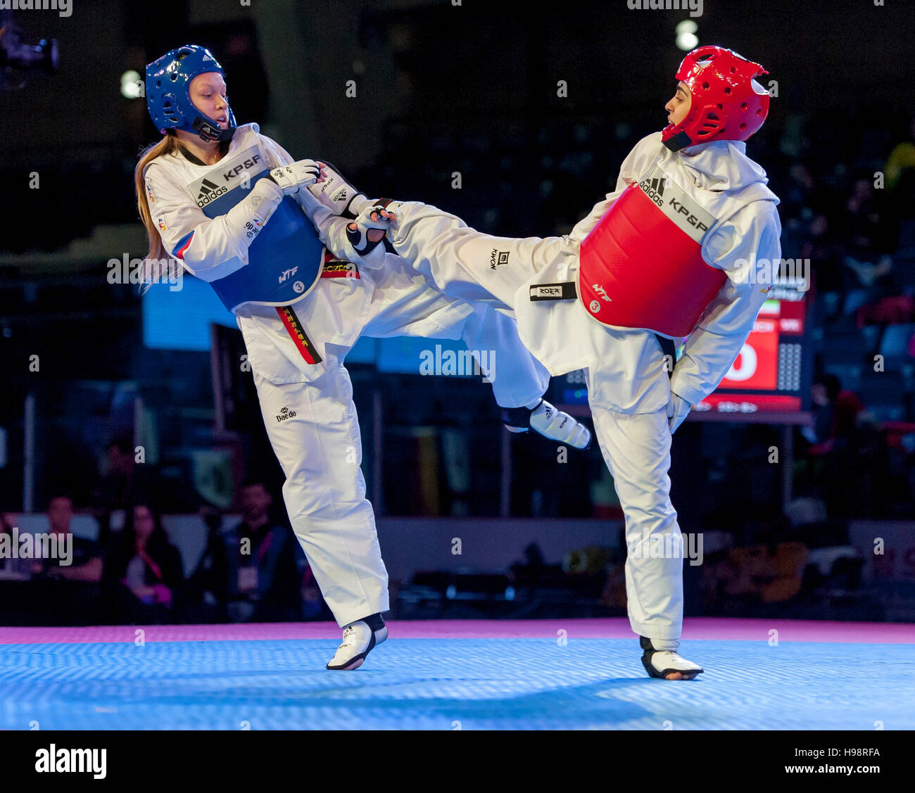 Parisa hi-res stock photography and images - Alamy