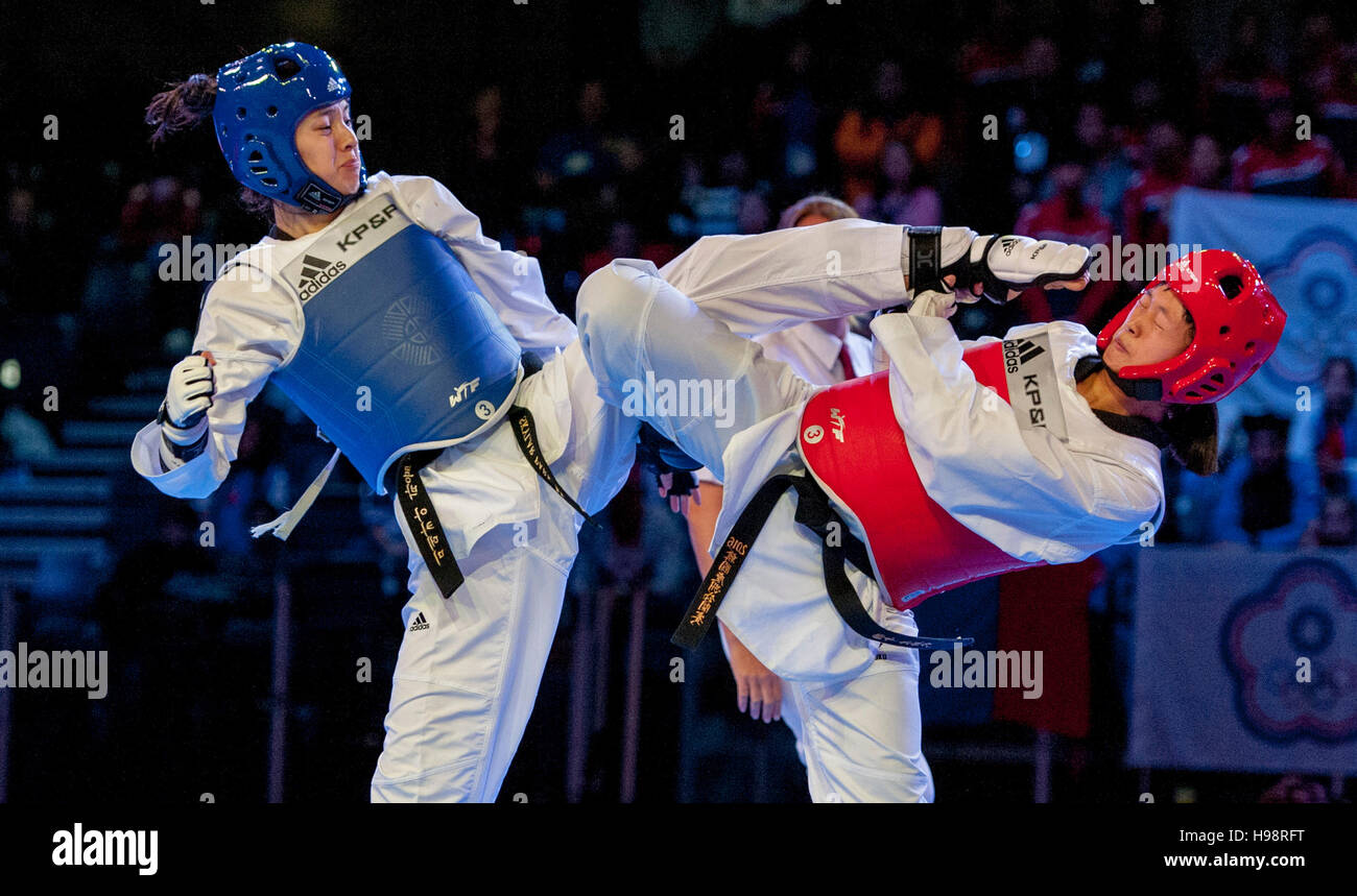 Burnaby, Canada. 19 November, 2016. WTF World Taekwondo Junior Championships Skylar Park (CAN ...