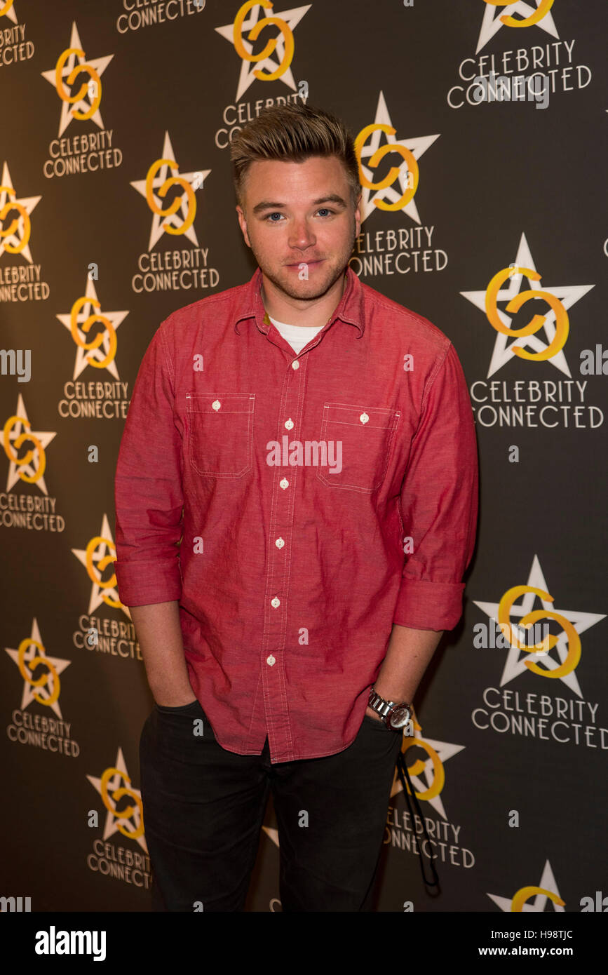 Hollywood, California, USA. 19th Nov, 2016. Brett Davern arrives at ...