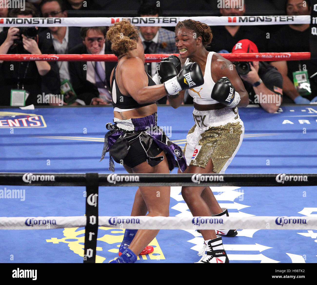 November 20, 2016 - Olympian Claressa Shields makes her professional ...