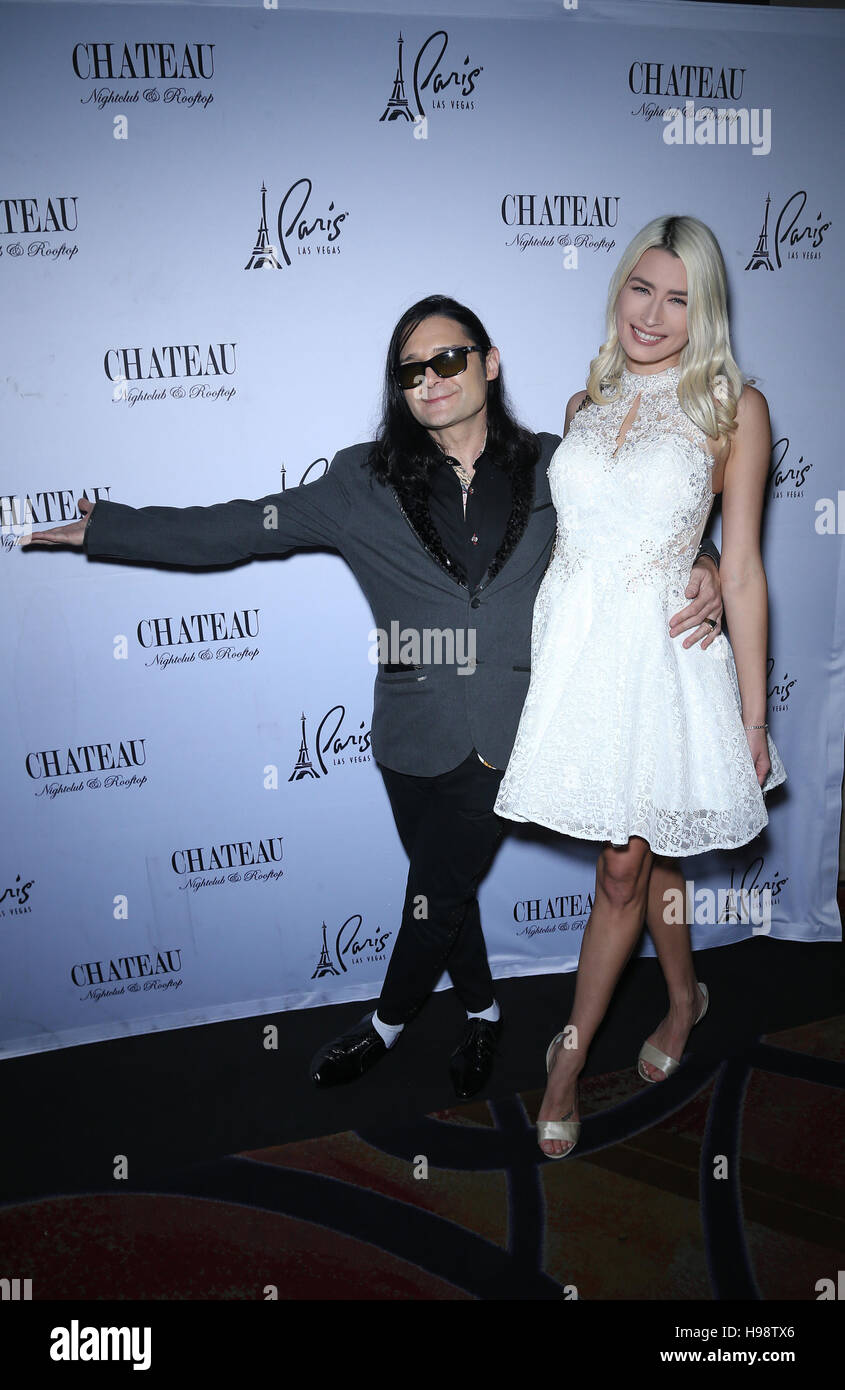 Las Vegas, NV, USA. 20th Nov, 2016. Corey Feldman, Courtney Anne ...