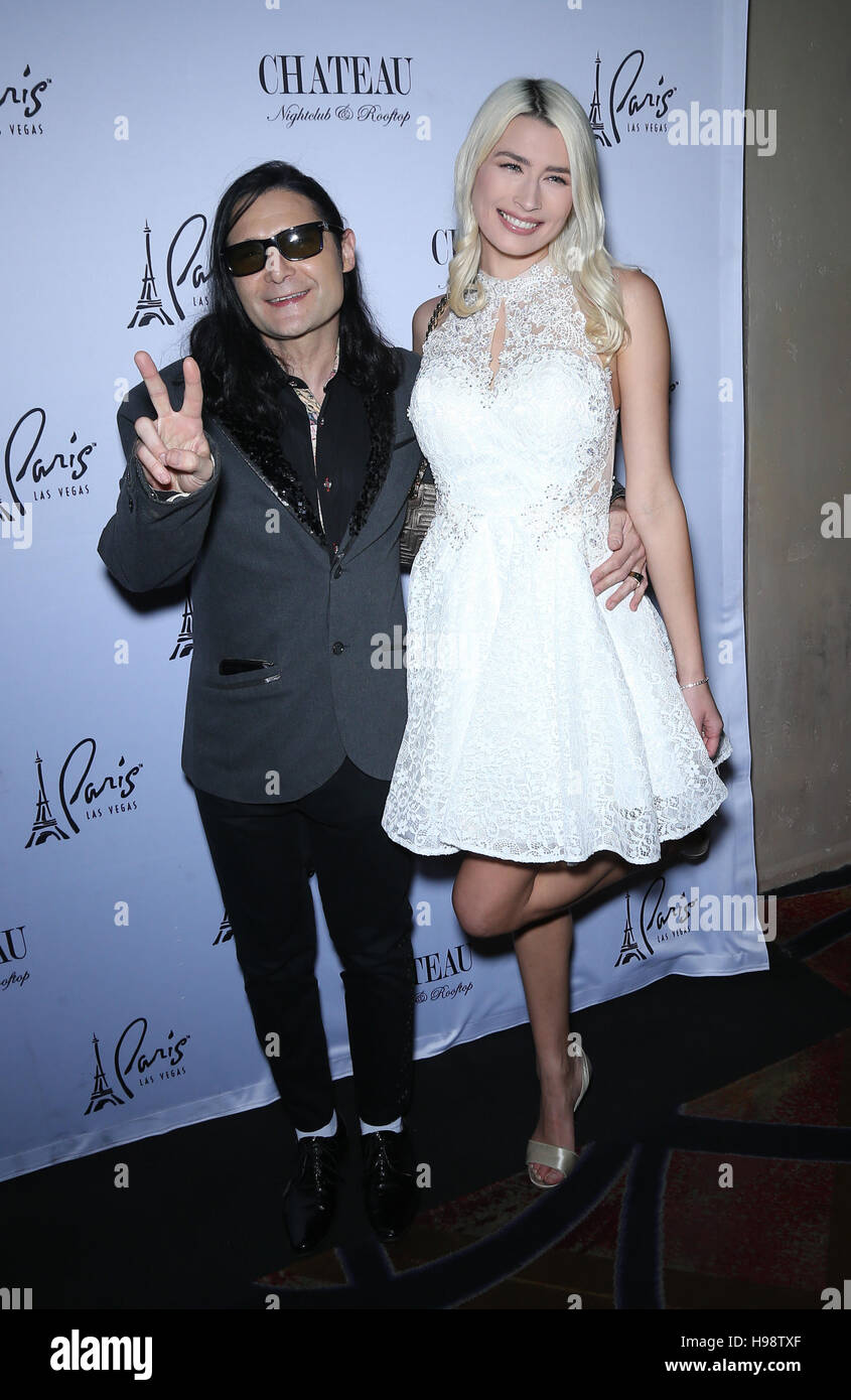 Las Vegas, NV, USA. 20th Nov, 2016. Corey Feldman, Courtney Anne ...