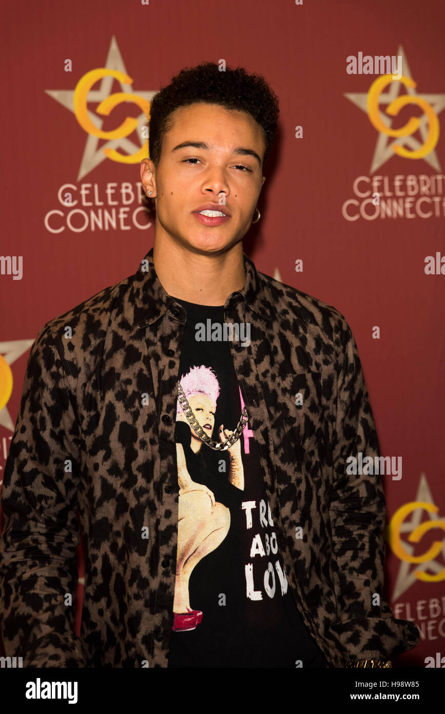 Los Angeles, USA. 19th Nov, 2016. Dana Vaughns arrives at Celebrity ...